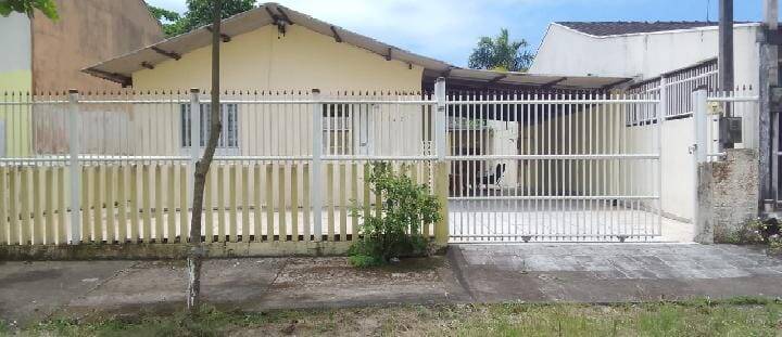 RESIDÊNCIA COM 2 KITNETS - IPACARAI - 2445R